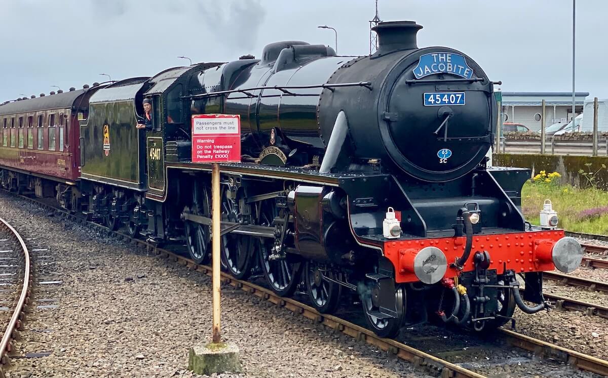 2 Hours in Mallaig: A Steam Train Ultimate Stopover Guide